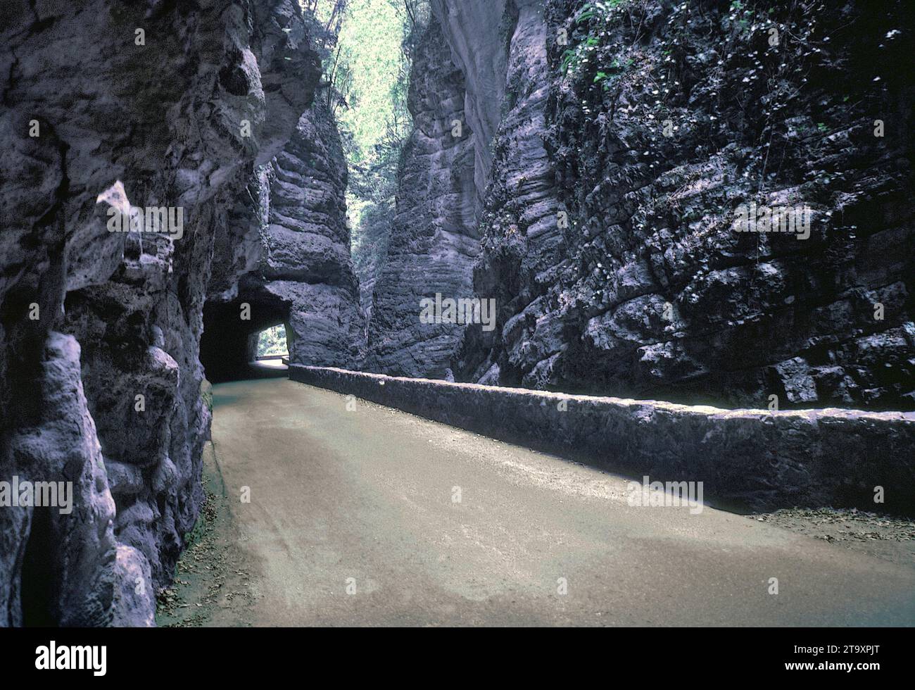 Tremosine on Garda lake : The strada della Forra Stock Photo - Alamy