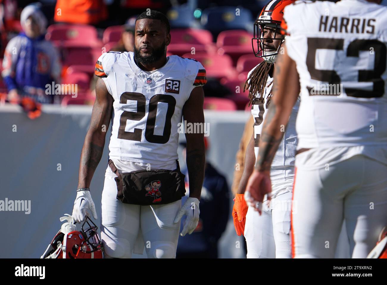 Cleveland Browns running back Pierre Strong Jr. (20) against the Denver ...