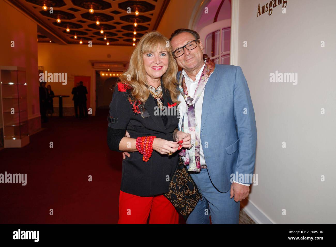 Nanna Kuckuck, Dirk Ullmann bei Kuenstler gegen AIDS Dreams come true ...