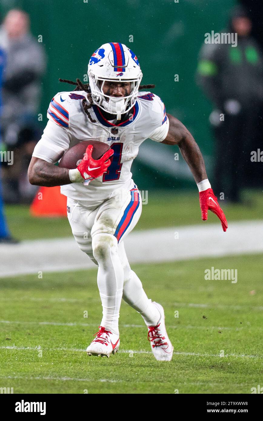 Buffalo Bills running back James Cook (4) in action during the NFL ...