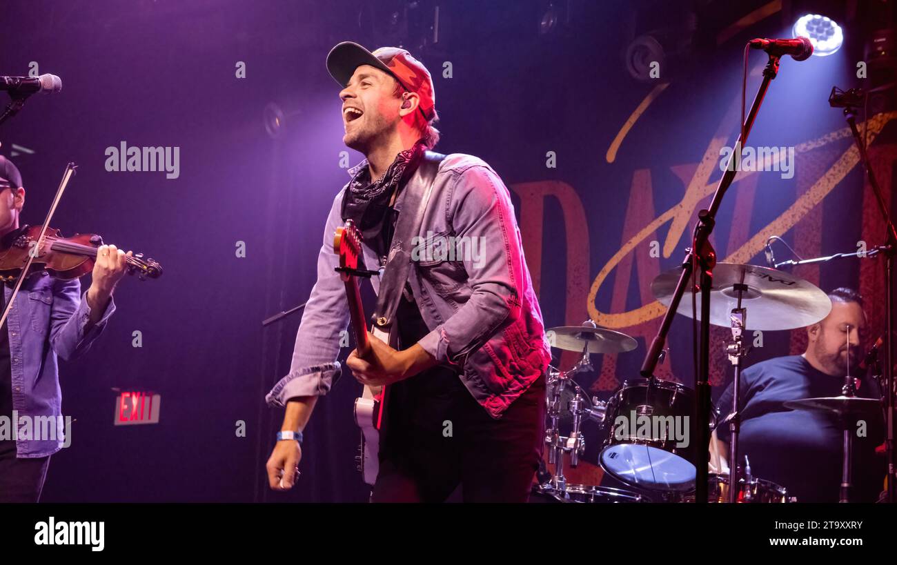 Edmonton, Canada. 26th Nov, 2023. Canadian country music artist Dan ...