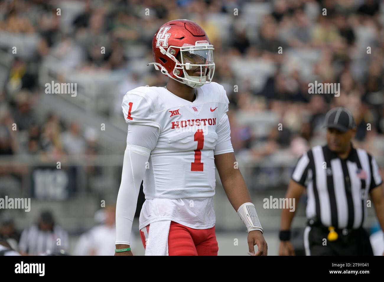Houston quarterback Donovan Smith (1) stands on the field during the ...