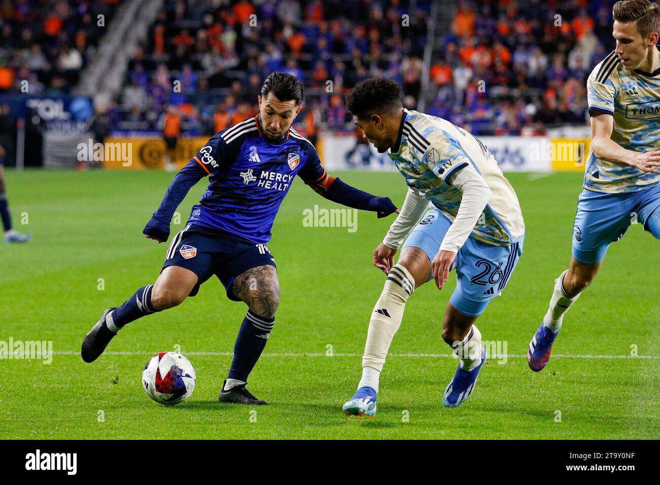 CINCINNATI, OH - NOVEMBER 25: FC Cincinnati midfielder Luciano Acosta ...