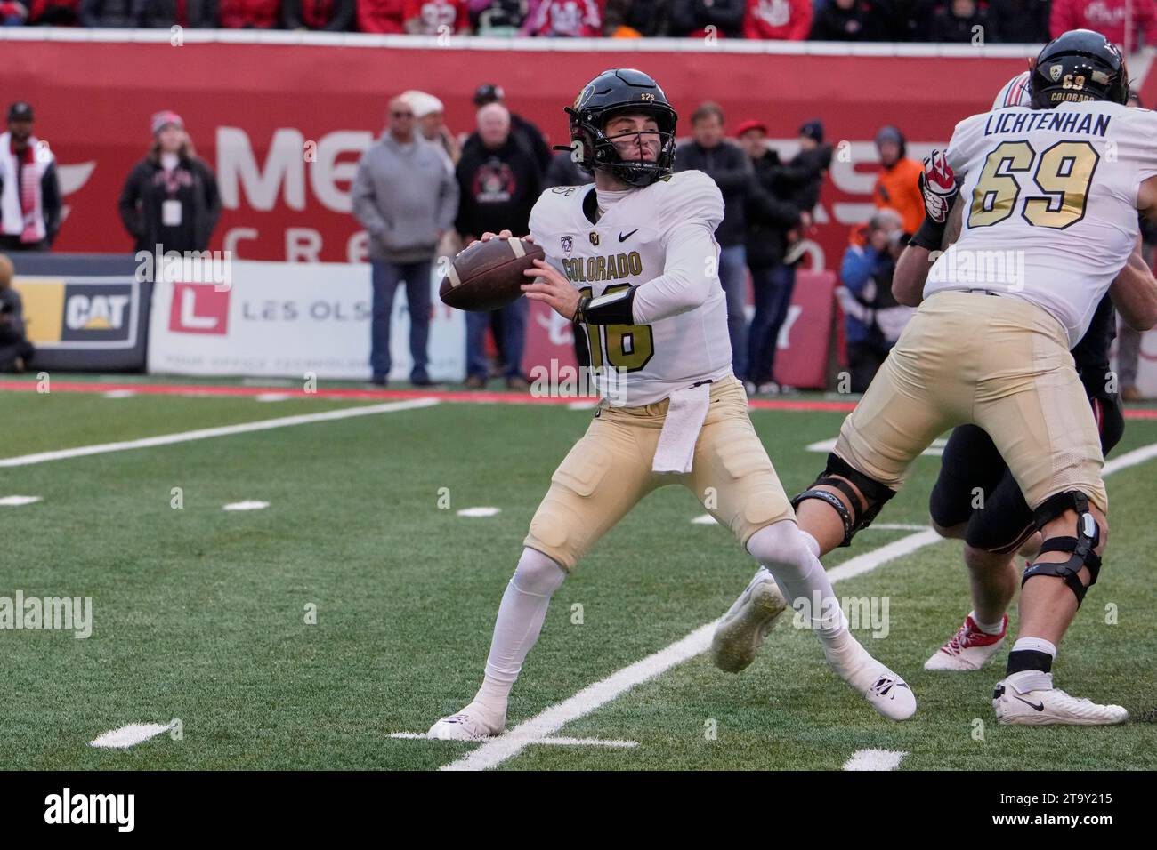 Salt Lake UT, USA. 23rd Nov, 2023. Buffaloes quarterback Ryan Staub (16 ...