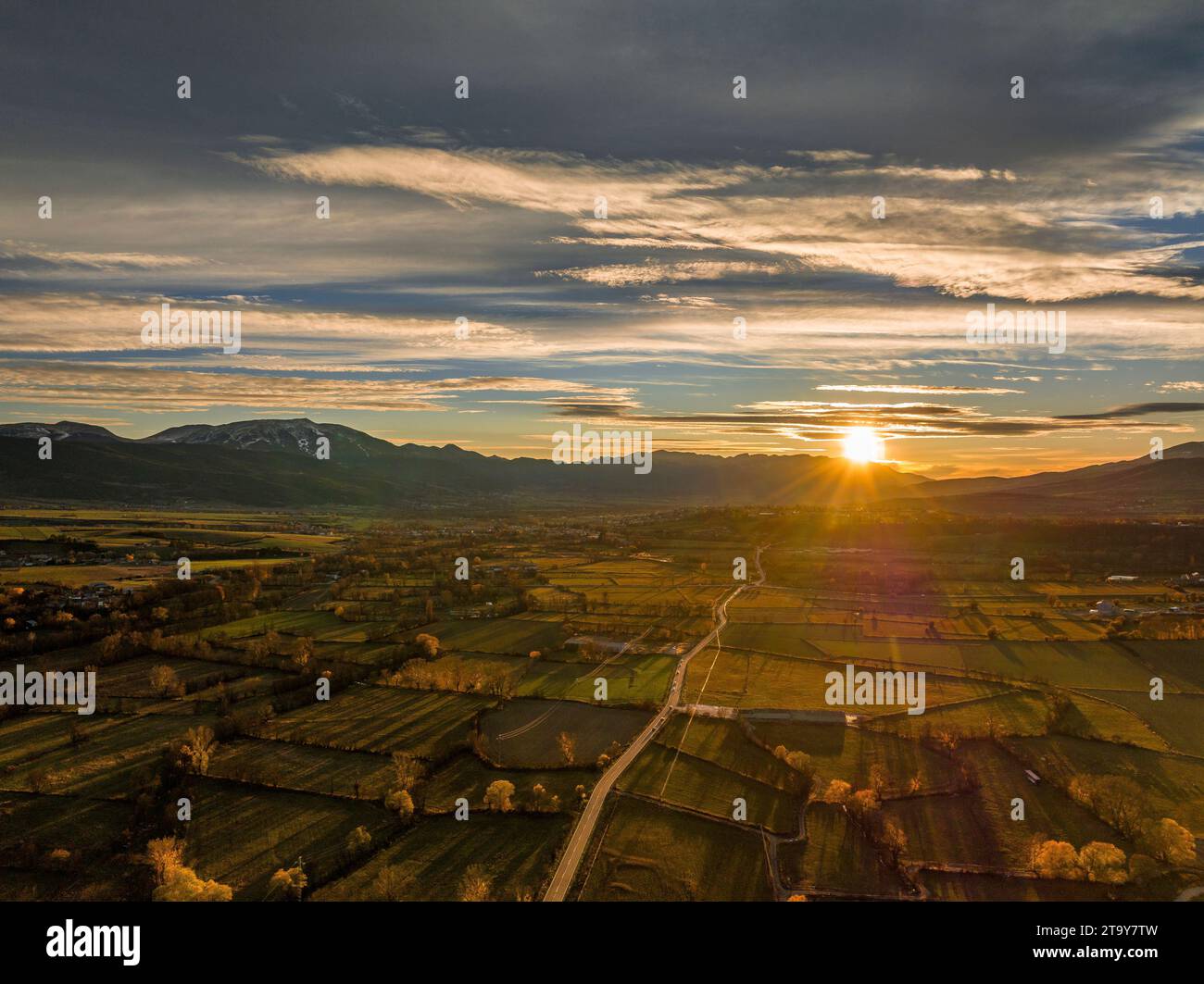 Entorno natural del campo hi-res stock photography and images - Alamy