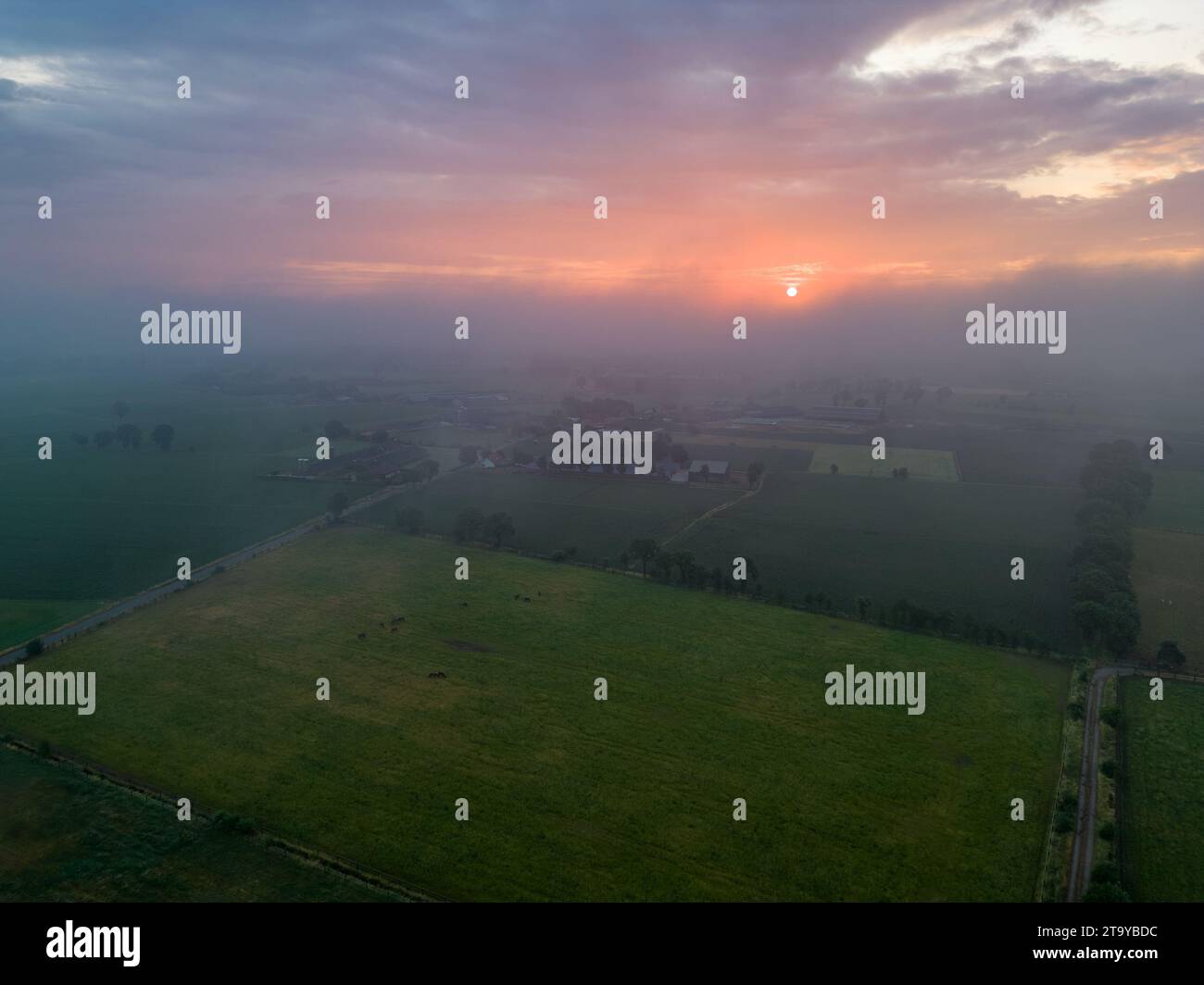 Atmospheric evening captures hi-res stock photography and images - Alamy
