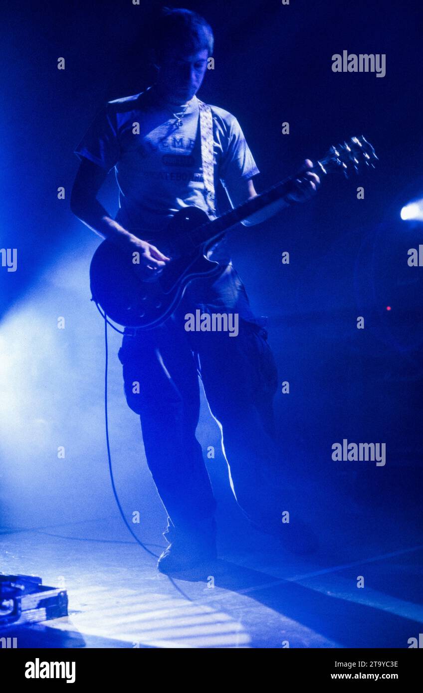 Graham coxon 90s hi-res stock photography and images - Alamy