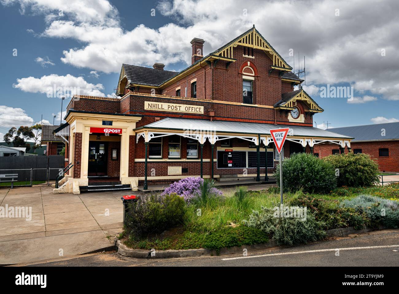 Historical Post Office in the outback town Nhill Stock Photo - Alamy