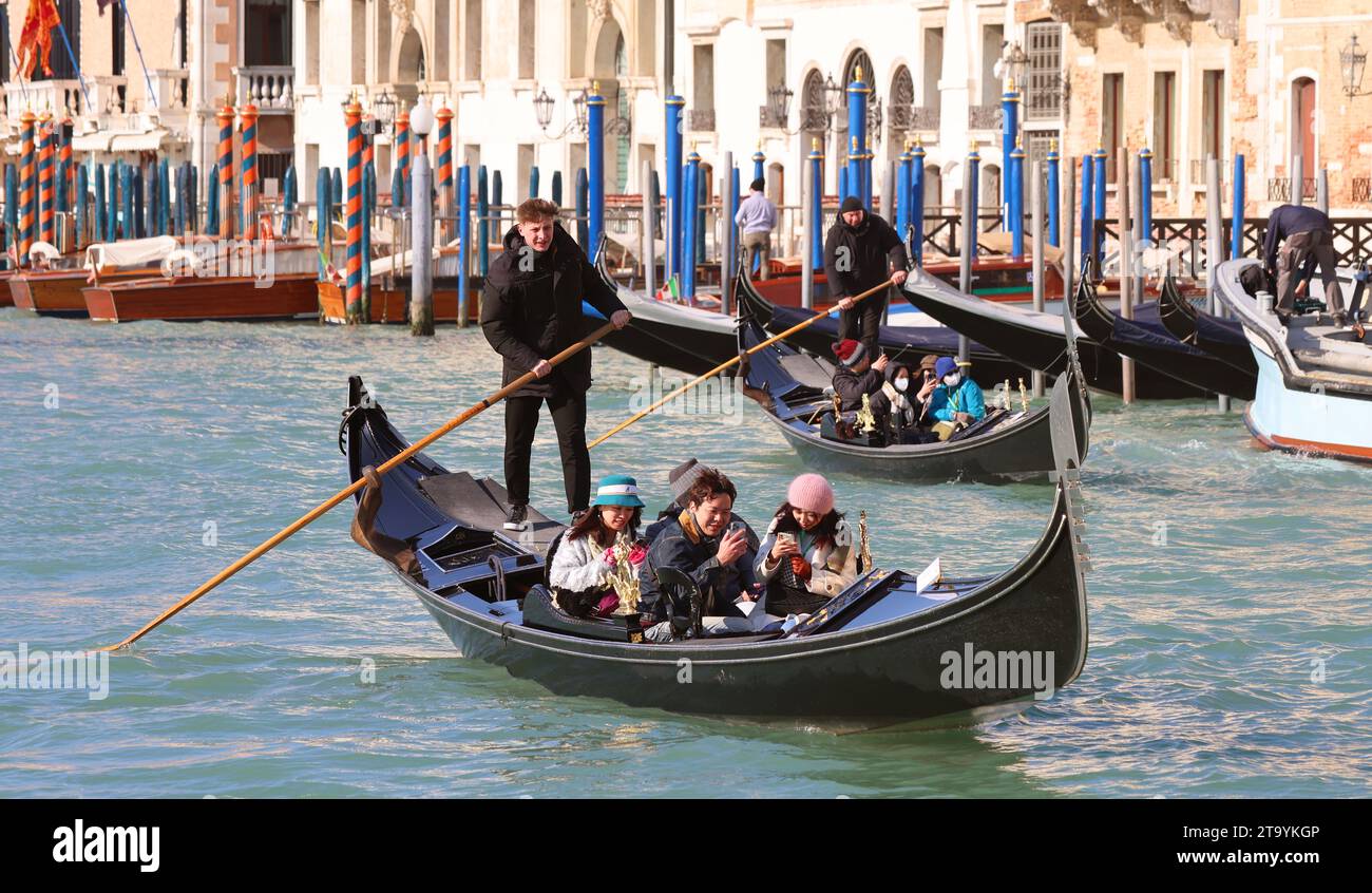 Gondola, Gondoliere, Gondel, Venedig. Rudern, Romantisch, Idyllisch ...