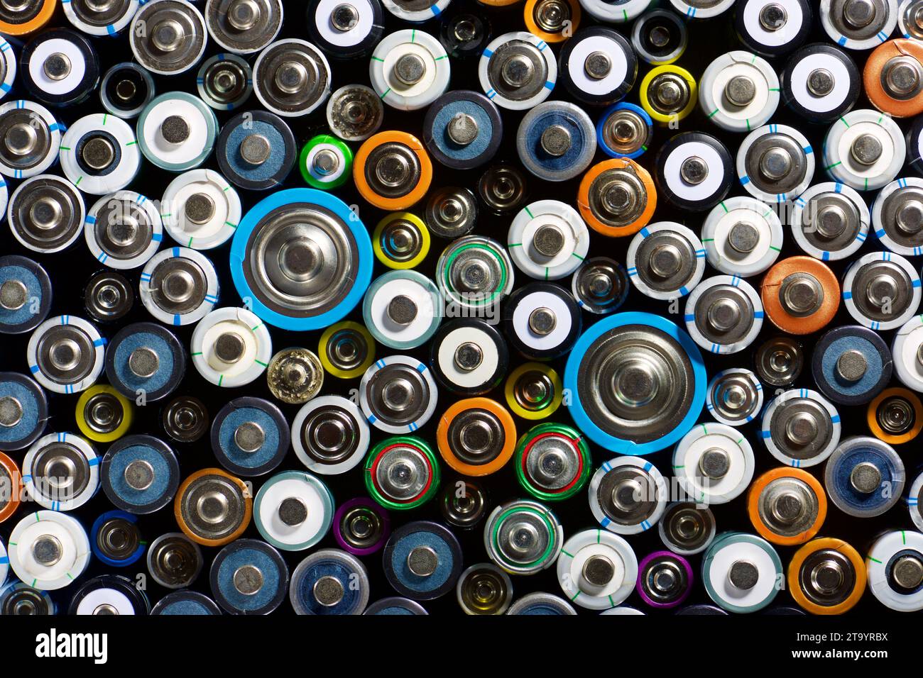 Battery recycling process hi-res stock photography and images - Alamy