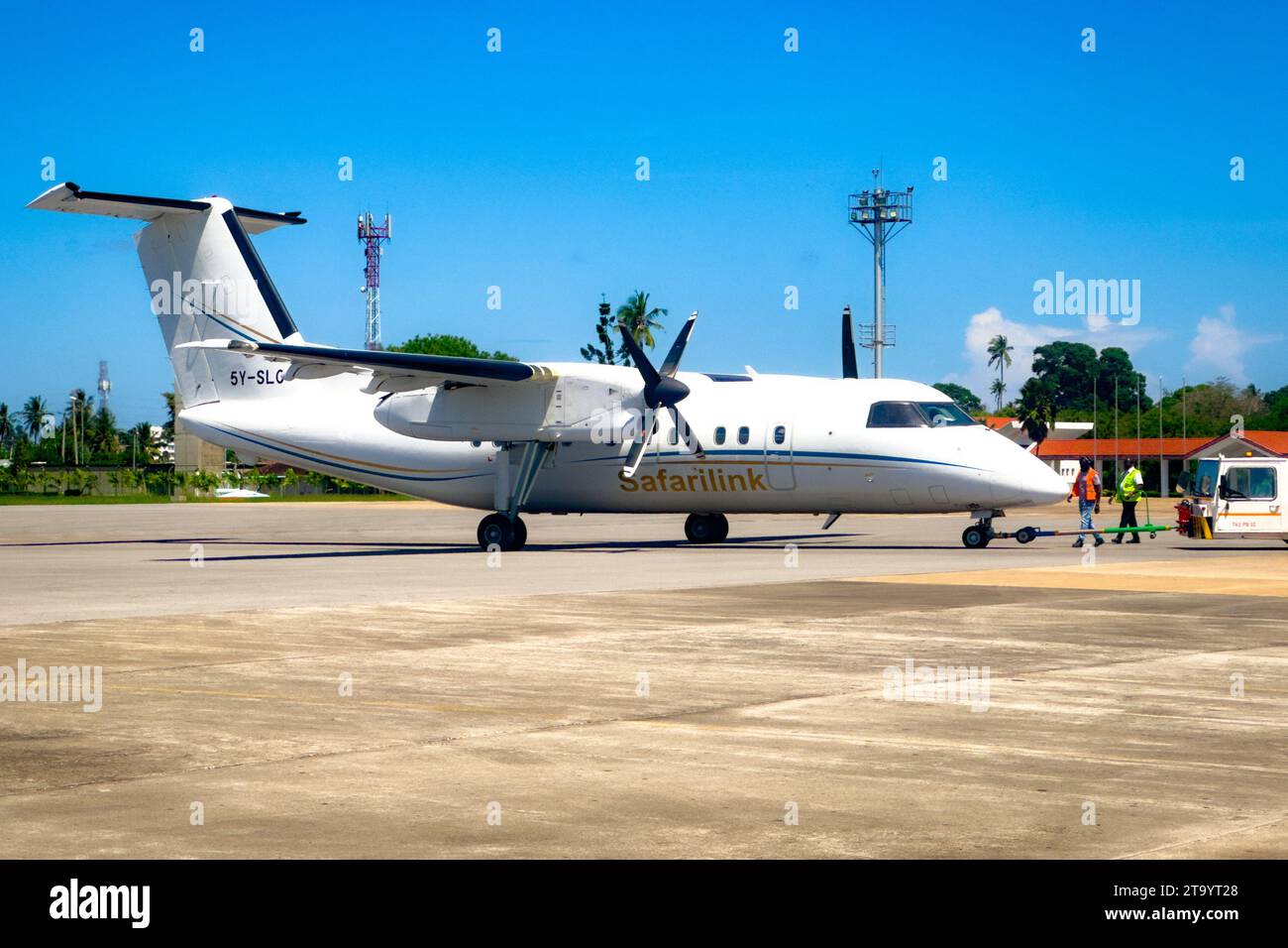 A safarilink Aviation aeroplane in Mombasa International Airport in ...