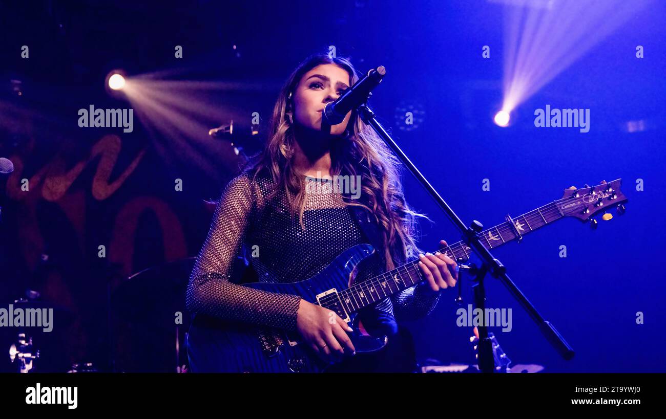 Canadian country music artist Hailey Benedict opens for Dan Davidson's ...