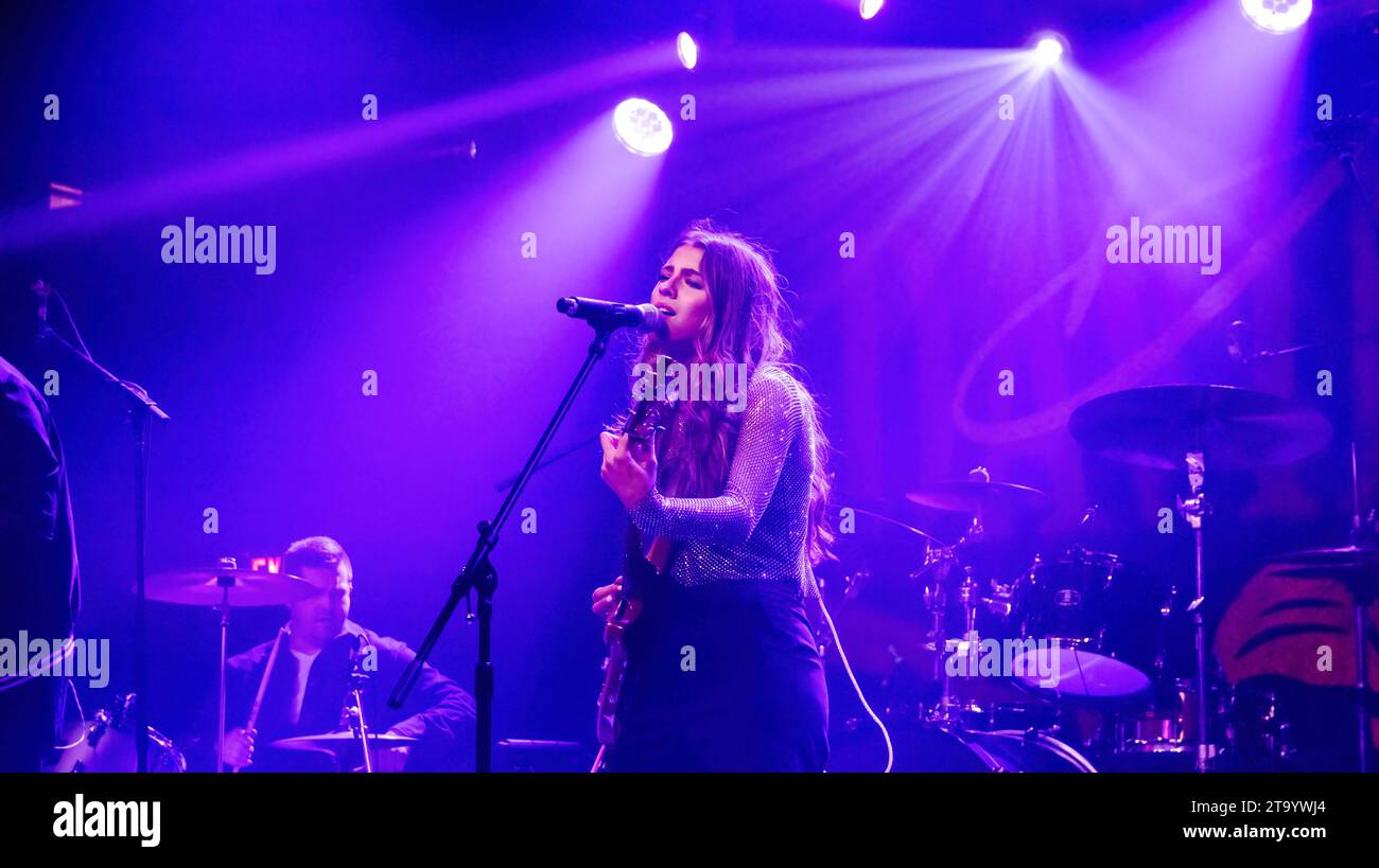 Canadian country music artist Hailey Benedict opens for Dan Davidson's ...