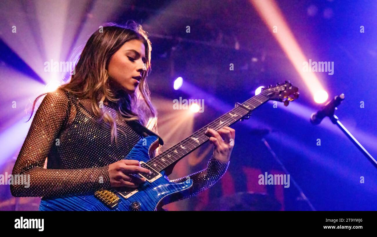 Canadian country music artist Hailey Benedict opens for Dan Davidson's ...