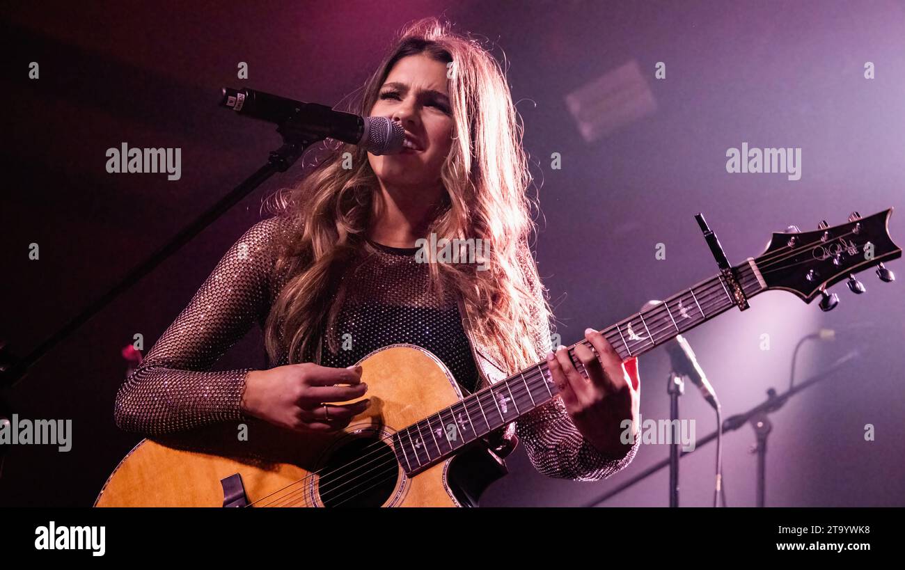 Canadian country music artist Hailey Benedict opens for Dan Davidson's ...