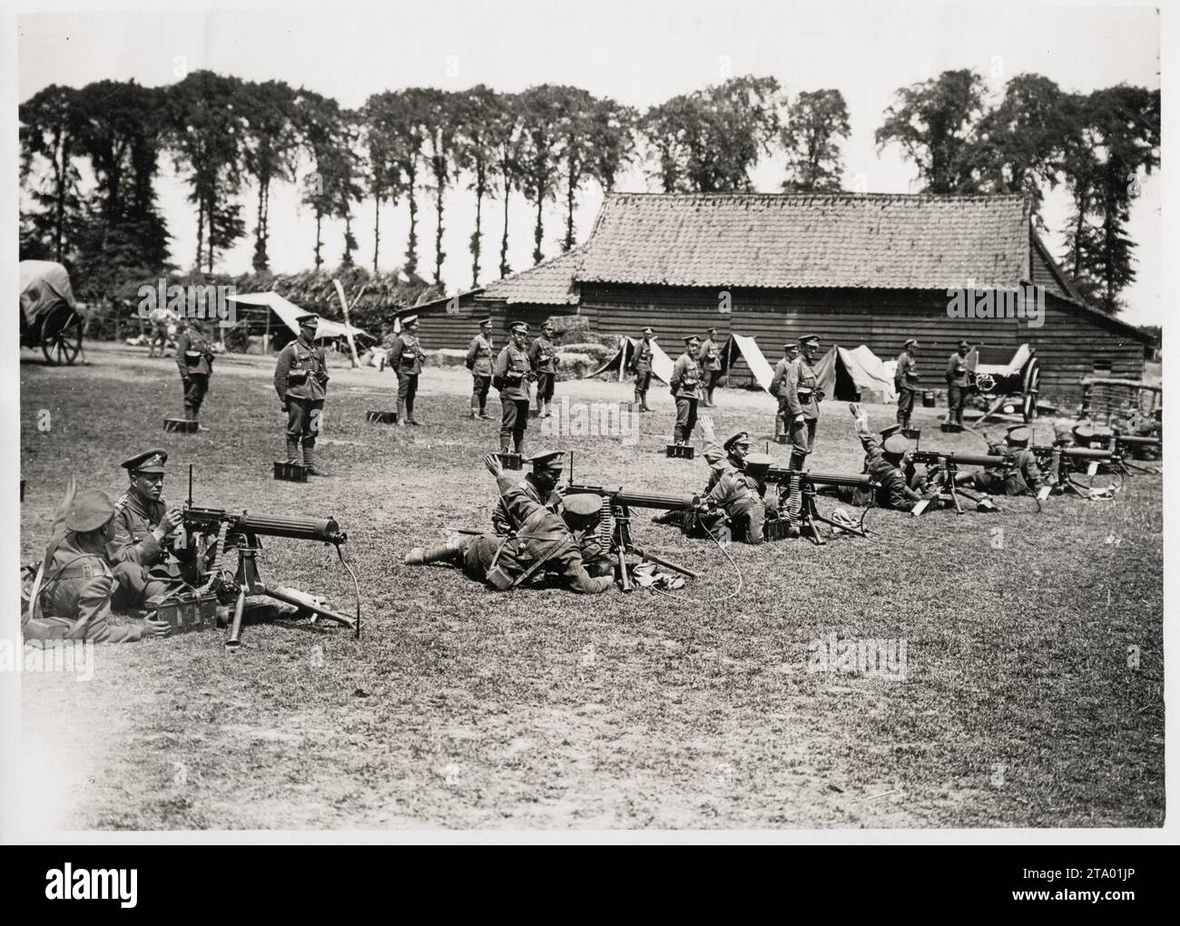 WW1 World War I - Machine Corps men at drill Stock Photo - Alamy
