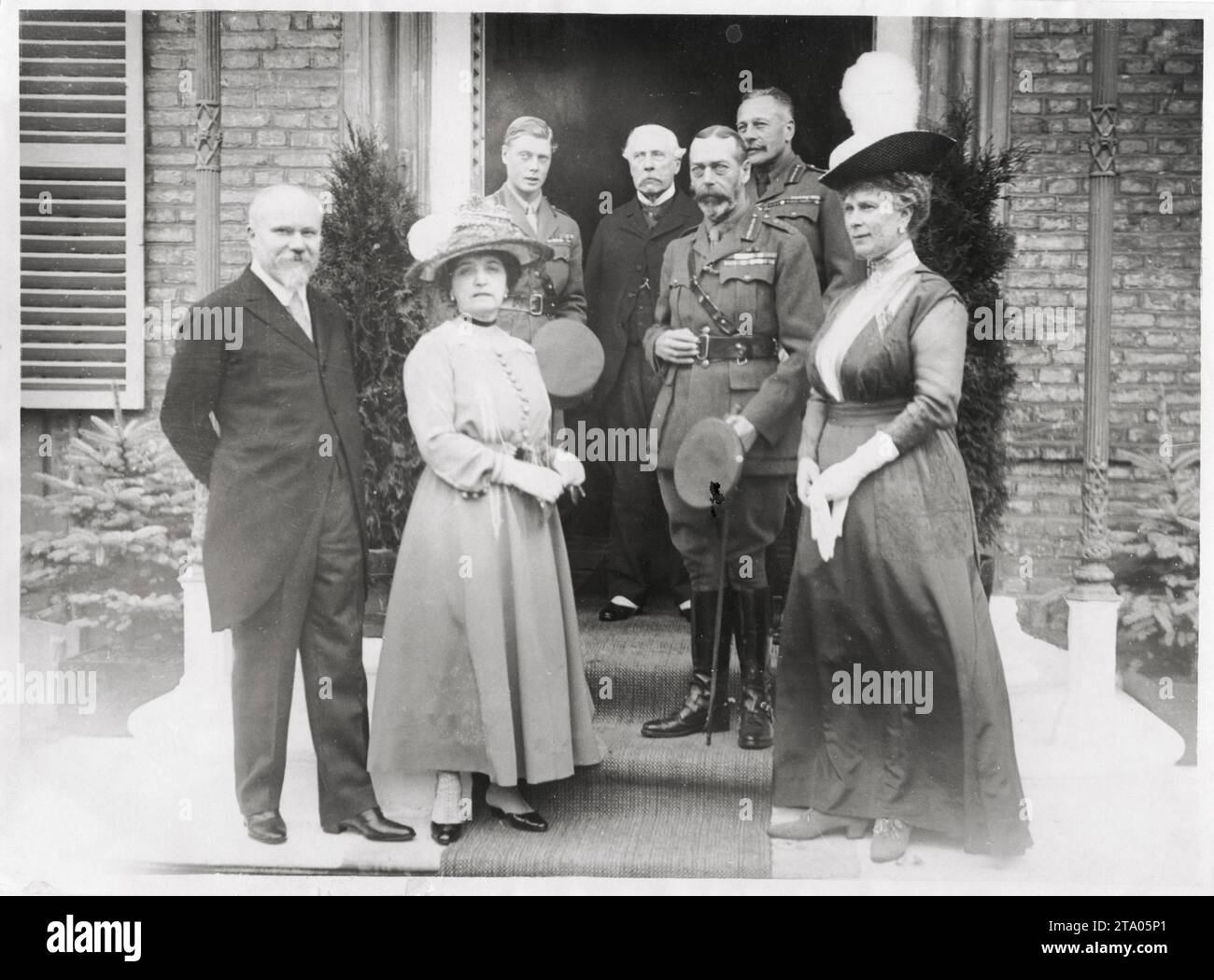 WW1 World War I - British King George V, President and Madame Poincare ...