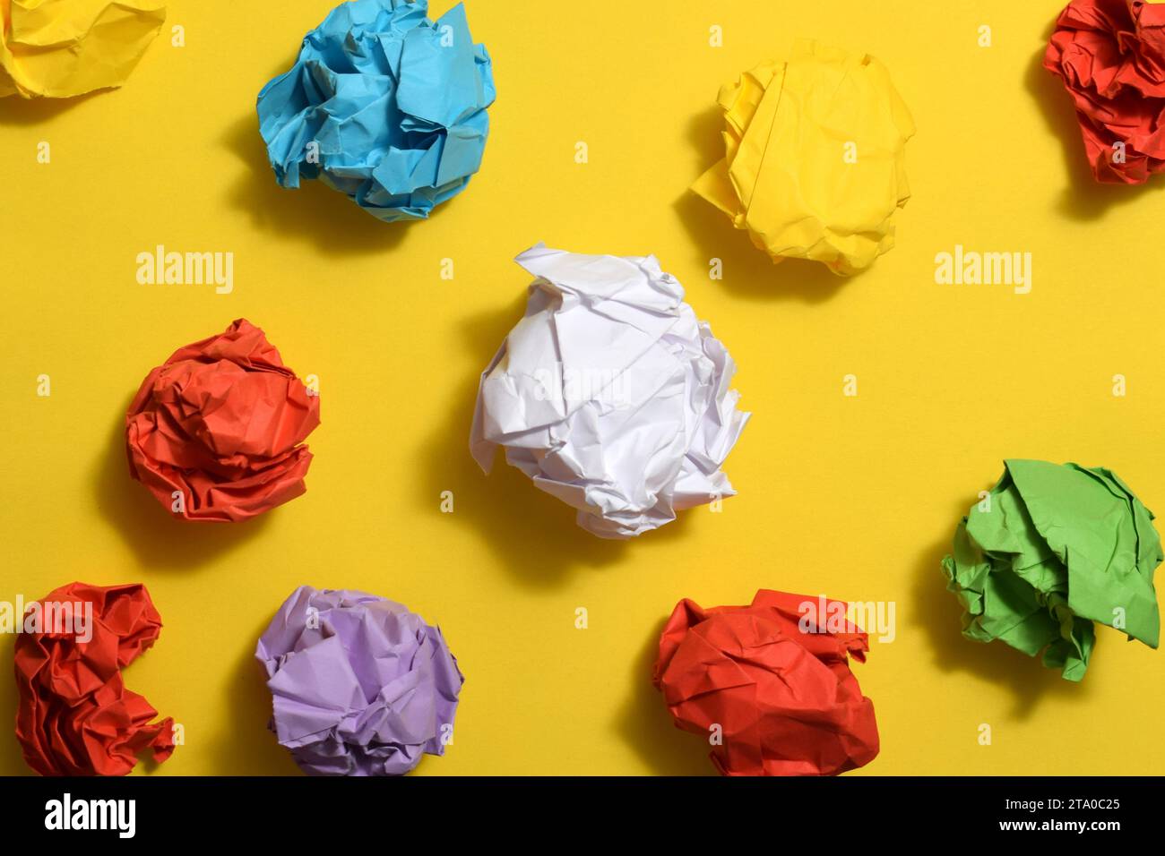 Great idea concept with crumpled colorful paper Stock Photo - Alamy