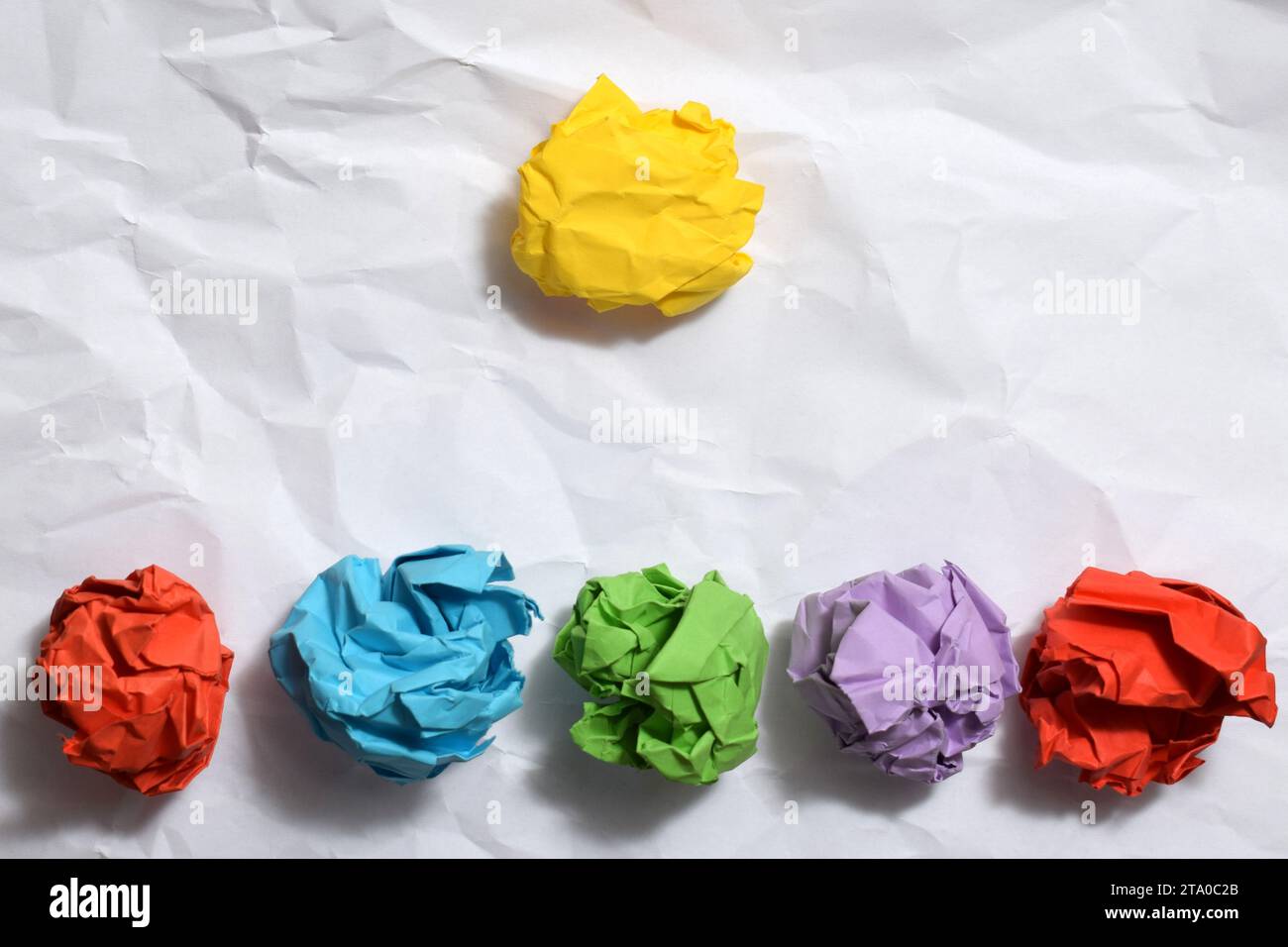 Great idea concept with crumpled colorful paper Stock Photo - Alamy
