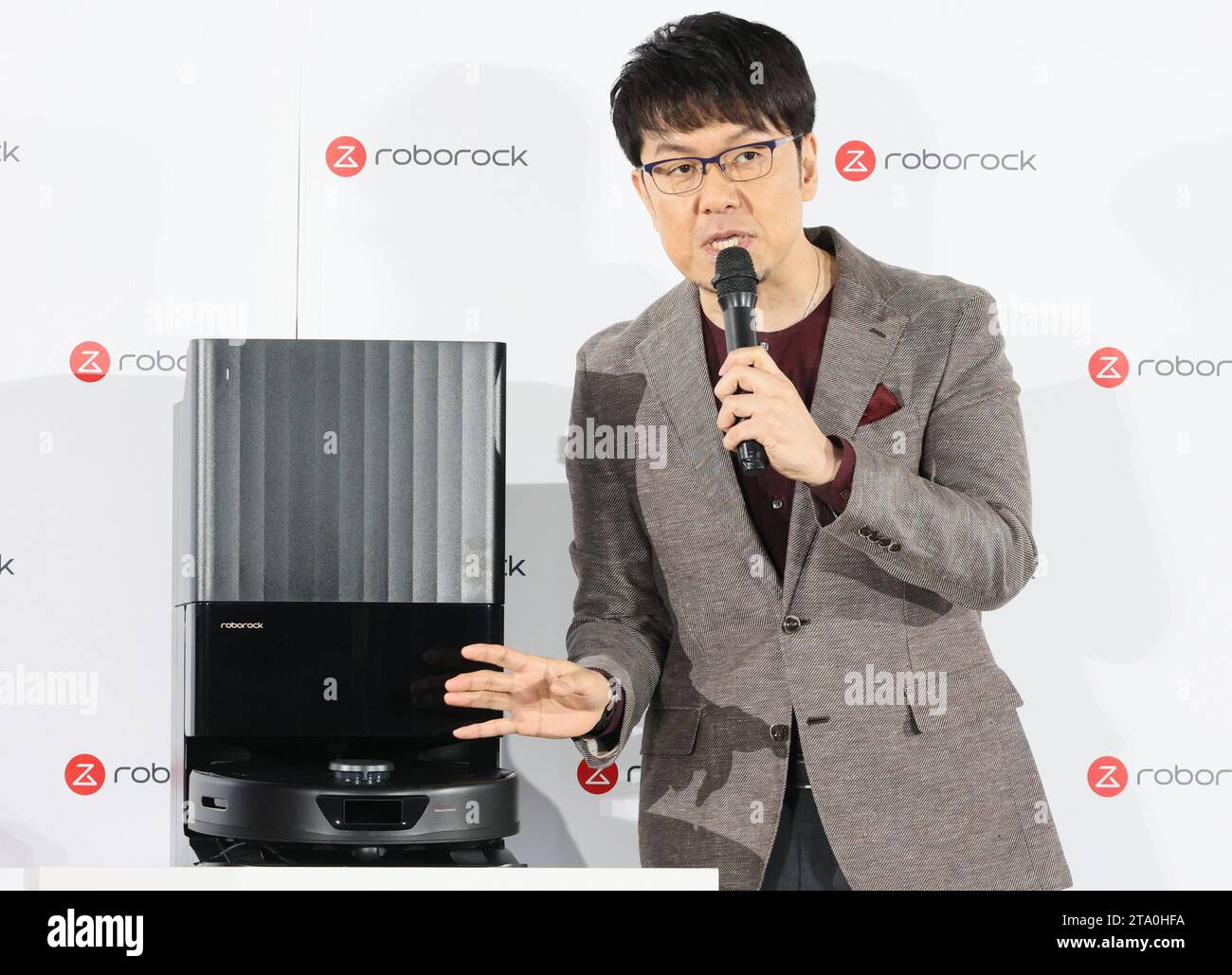 Tokyo, Japan. 28th Nov, 2023. Japanese comedian Teruyuki Tsuchida ...