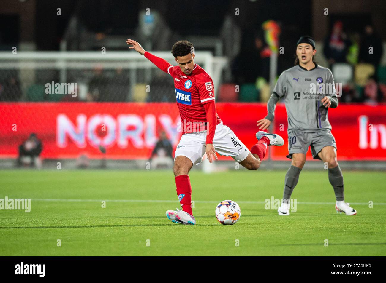 4 nov 2023 hi-res stock photography and images - Alamy