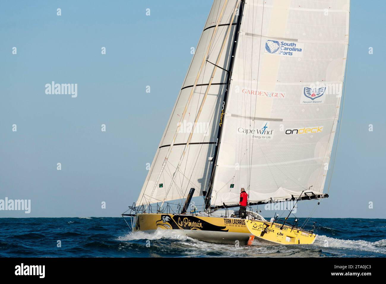 SAILING - VELUX 5 OCEANS 2011 ARRIVAL - LA ROCHELLE (FRA) - 27/05/2011 ...