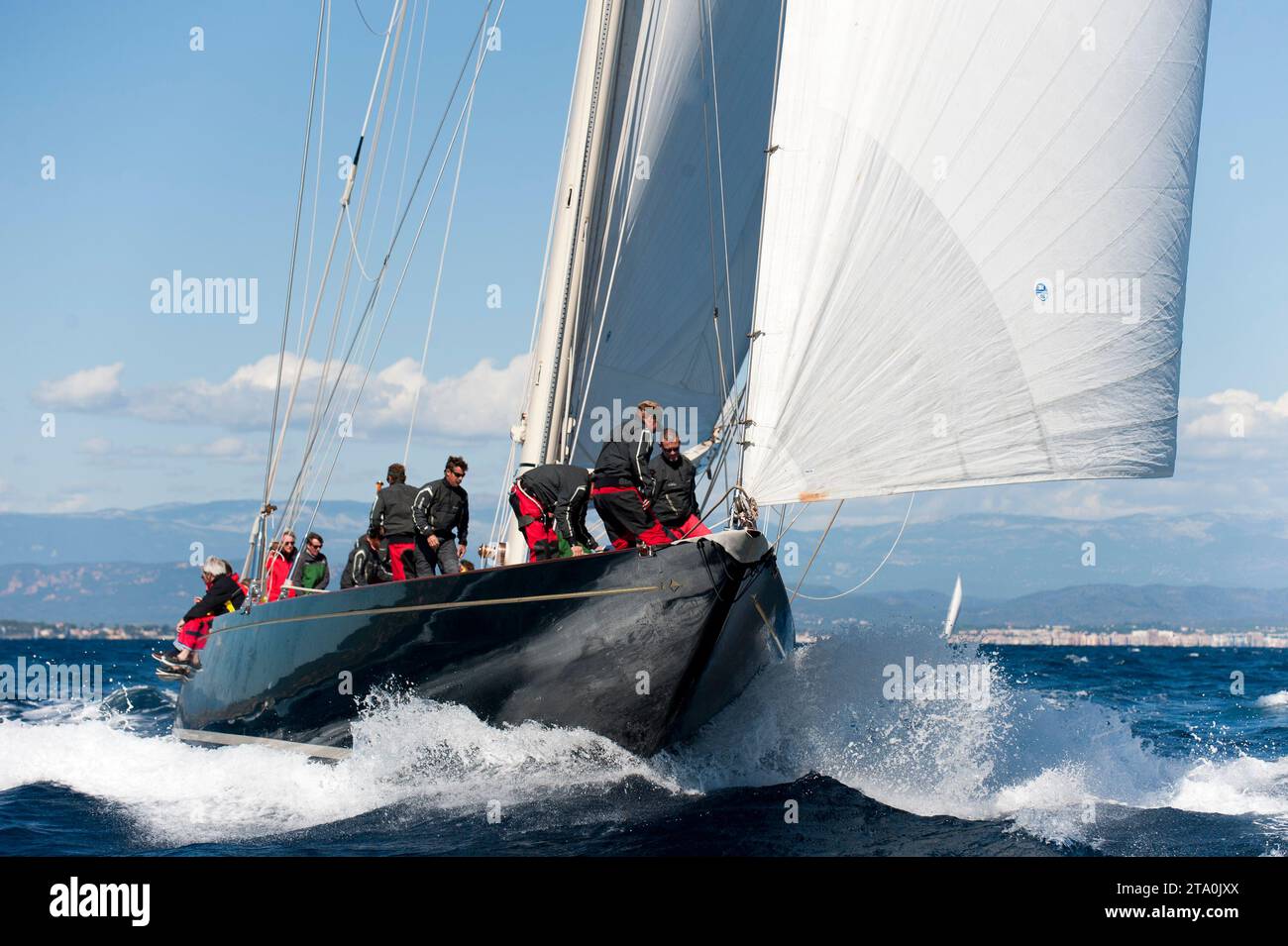 Yachting de classe j hi-res stock photography and images - Alamy