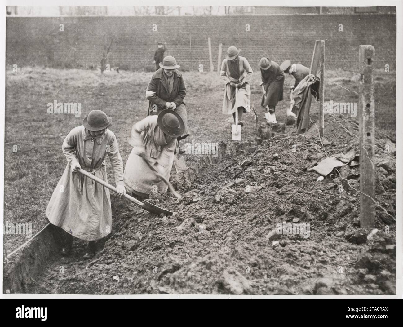 WW1 World War I - Signallers of the Women's Army Auxiliary Corps (WAAC ...