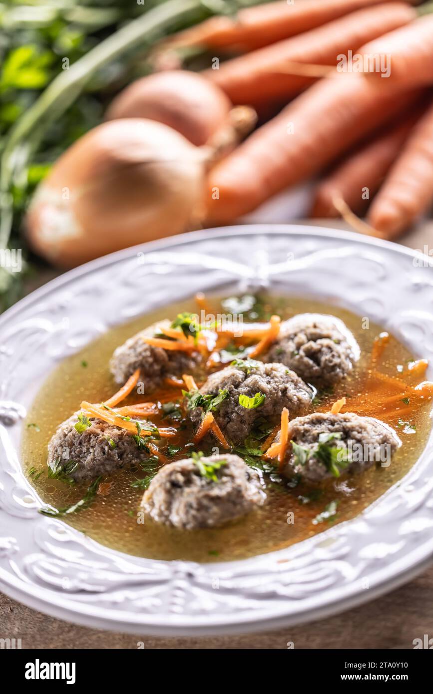 Beef broth hi-res stock photography and images - Alamy