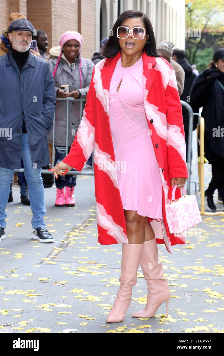 Taraji p henson the color purple hi-res stock photography and images ...