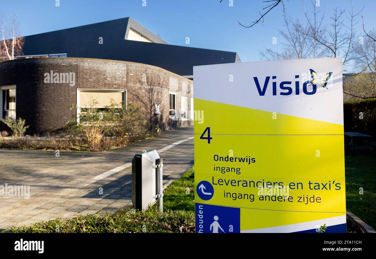 Rotterdam, Netherlands. 28th Nov, 2023. ROTTERDAM - Visio school in ...