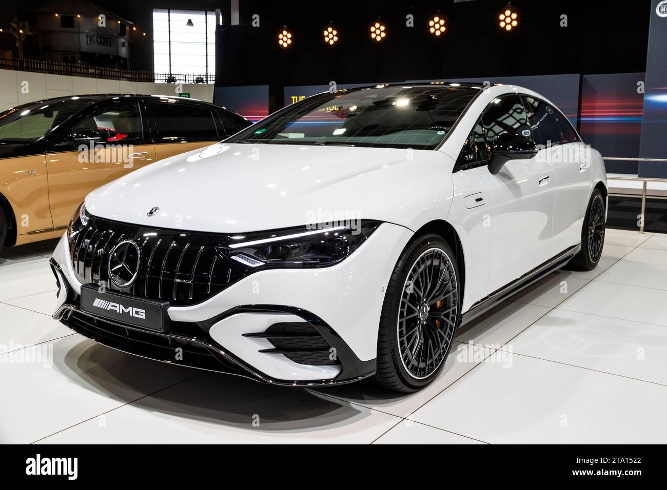 Eqe 53 hi-res stock photography and images - Alamy