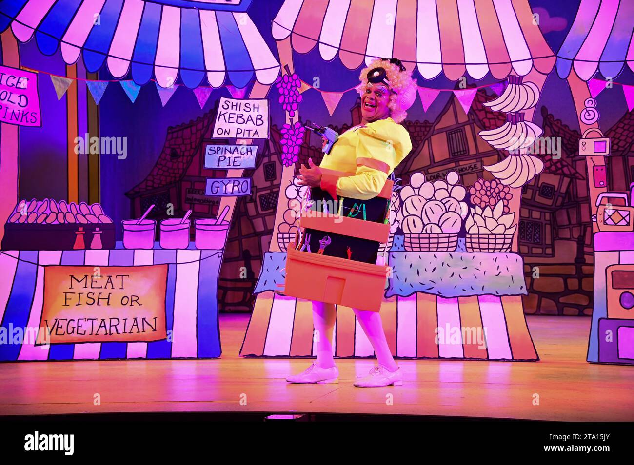 Widow twankey hi-res stock photography and images - Alamy