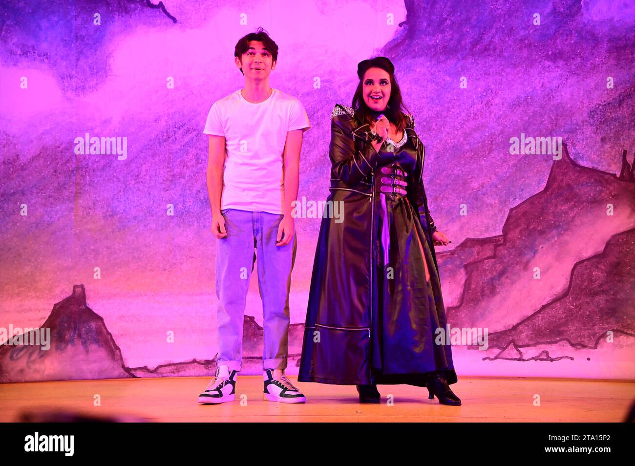 London, UK. 28th Nov, 2023. Isabella Mason and Fred Double performs at ...