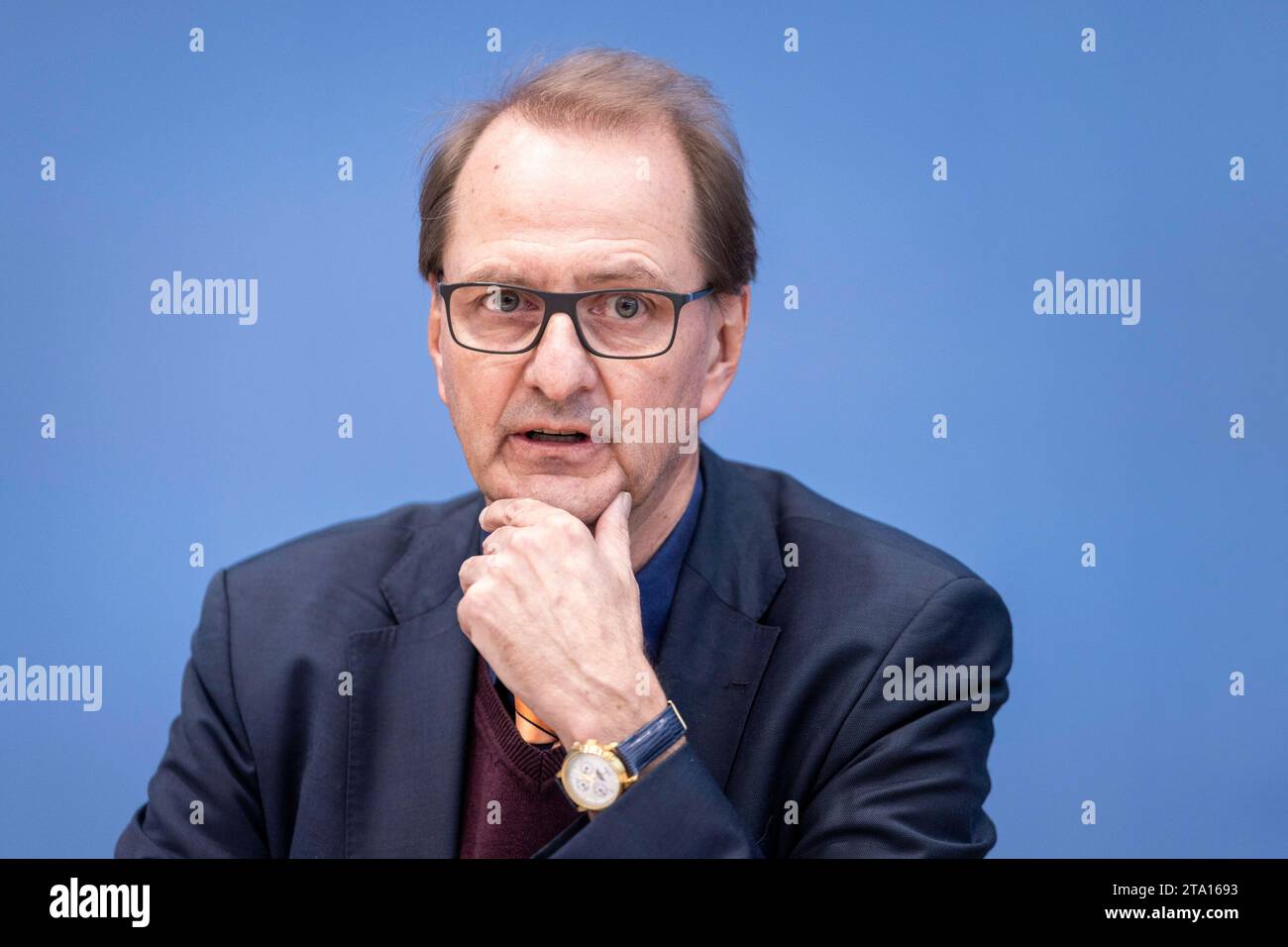 Berlin, Deutschland. 28th Nov, 2023. Prof. Dr. Dirk Messner, President ...