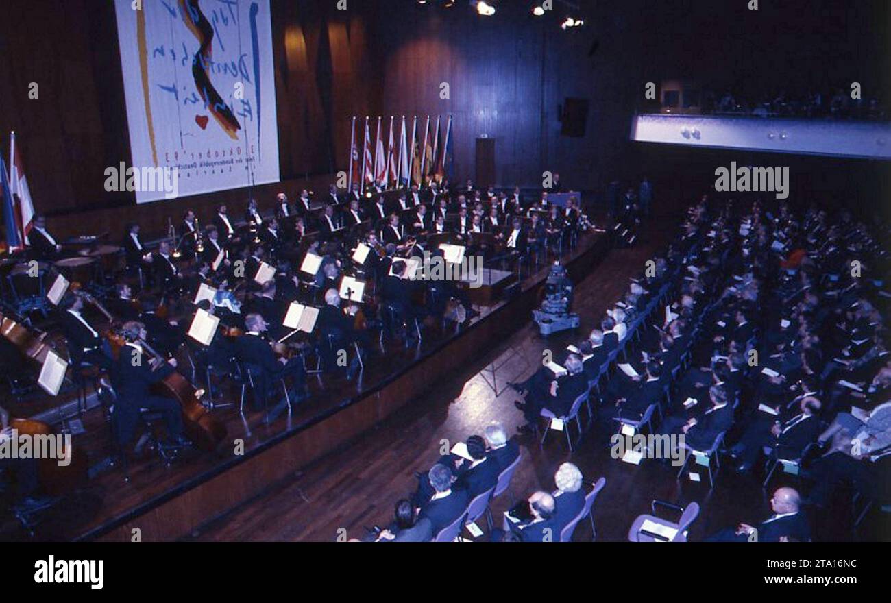 Am 03.10.1993 wurde der Tag der deutschen Einheit in Saarbrücken ...