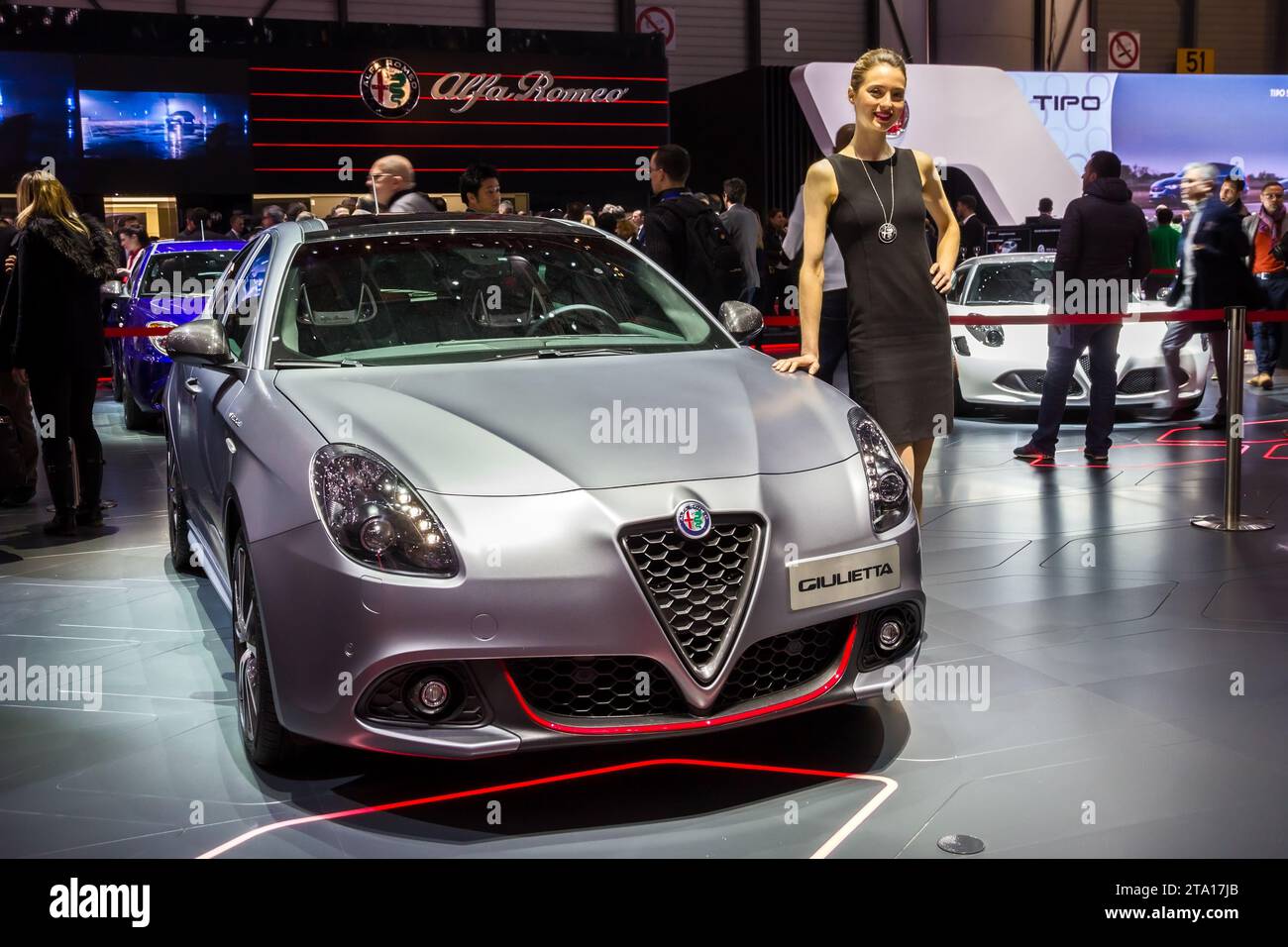 Car alfa romeo giulietta woman hi-res stock photography and images - Alamy