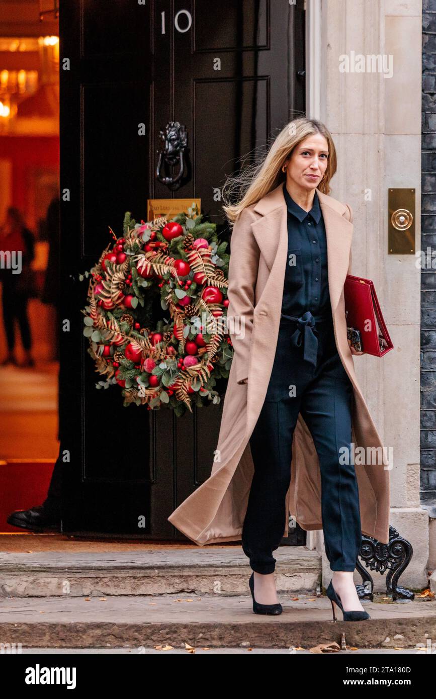 Laura trott mp hi-res stock photography and images - Alamy