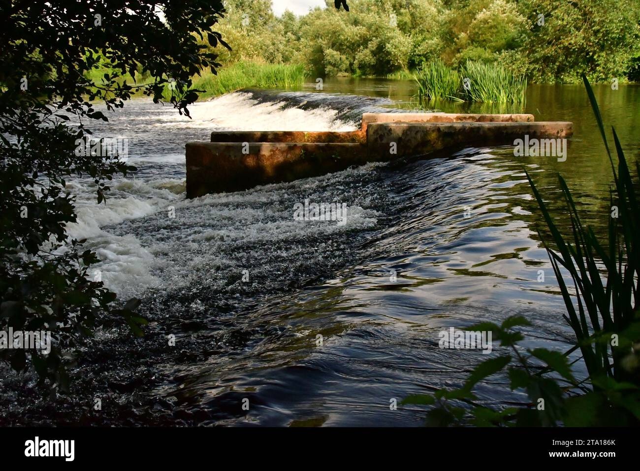 River nore weir hi-res stock photography and images - Alamy