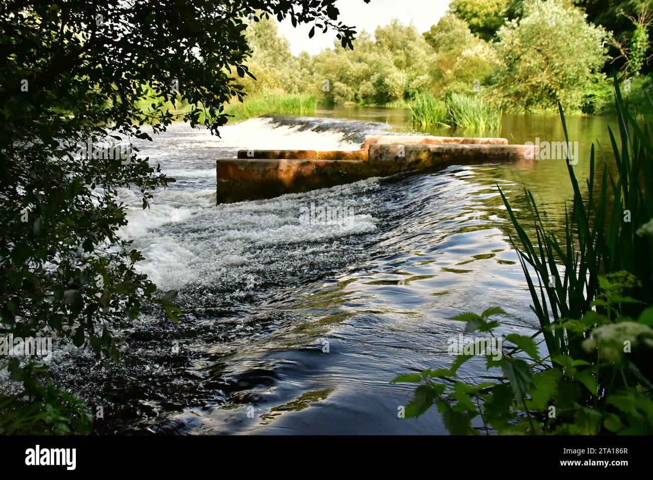 River nore weir hi-res stock photography and images - Alamy
