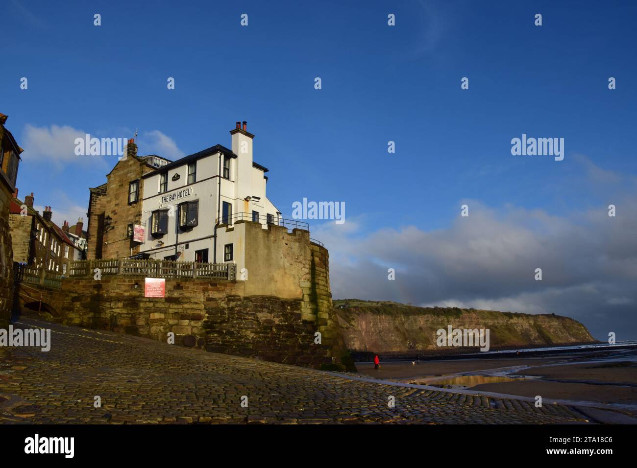 Bay Hotel, Robin Hood's Bay Stock Photo - Alamy Bay Hotel, Robin Hood's Bay Stock Photo - Alamy