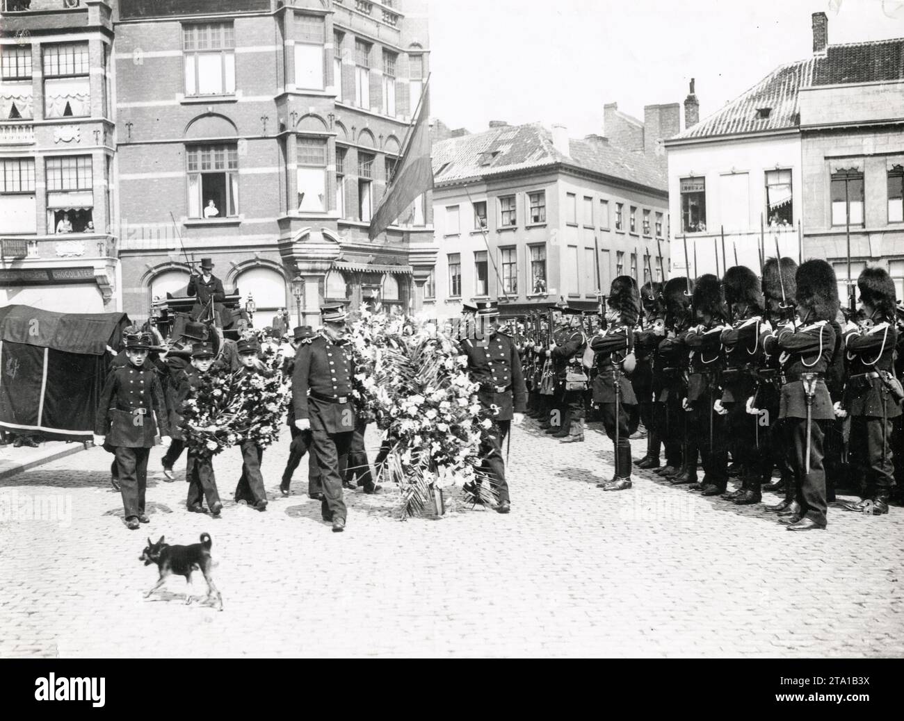 WW1 World War I - Funeral of Belgian gendarmes at St Paul's Church ...