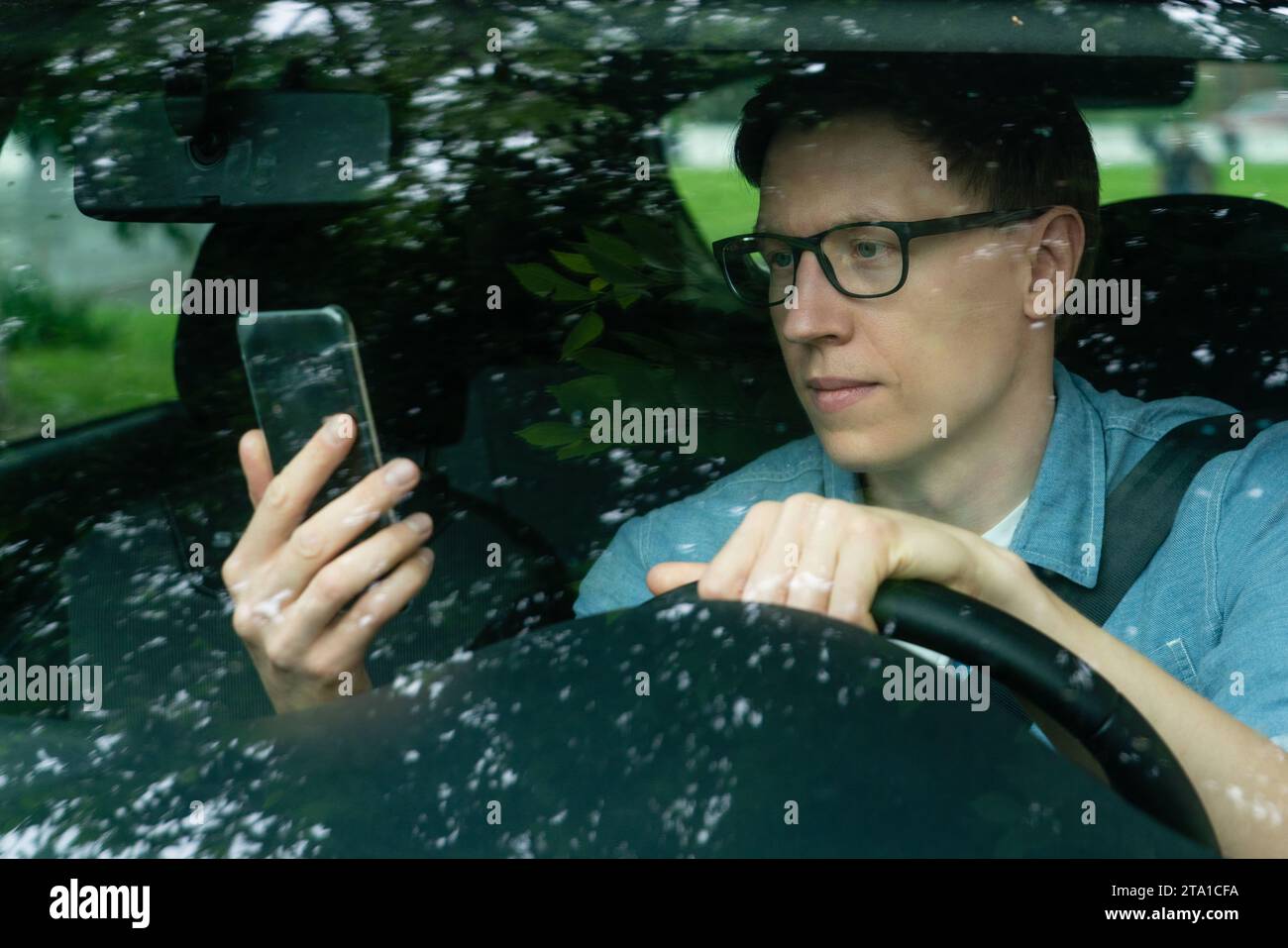 Driver car male hi-res stock photography and images - Alamy