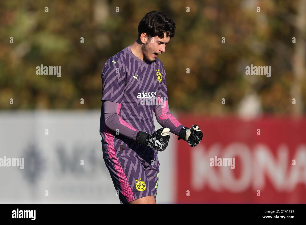 Borussia 1 0 hi-res stock photography and images - Alamy