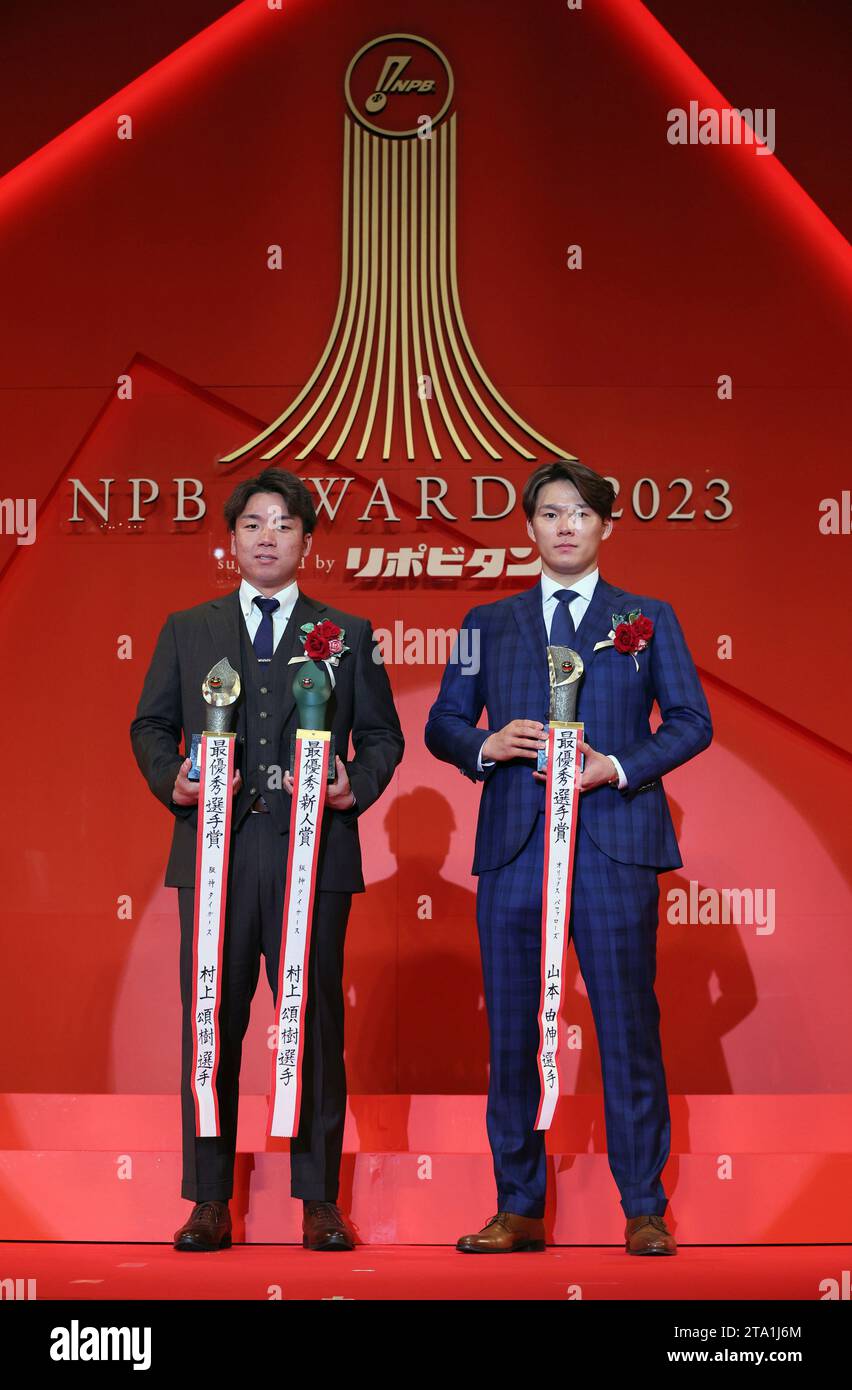 Yoshinobu Yamamoto (R), a right-hand pitcher of the Orix Buffaloes of ...
