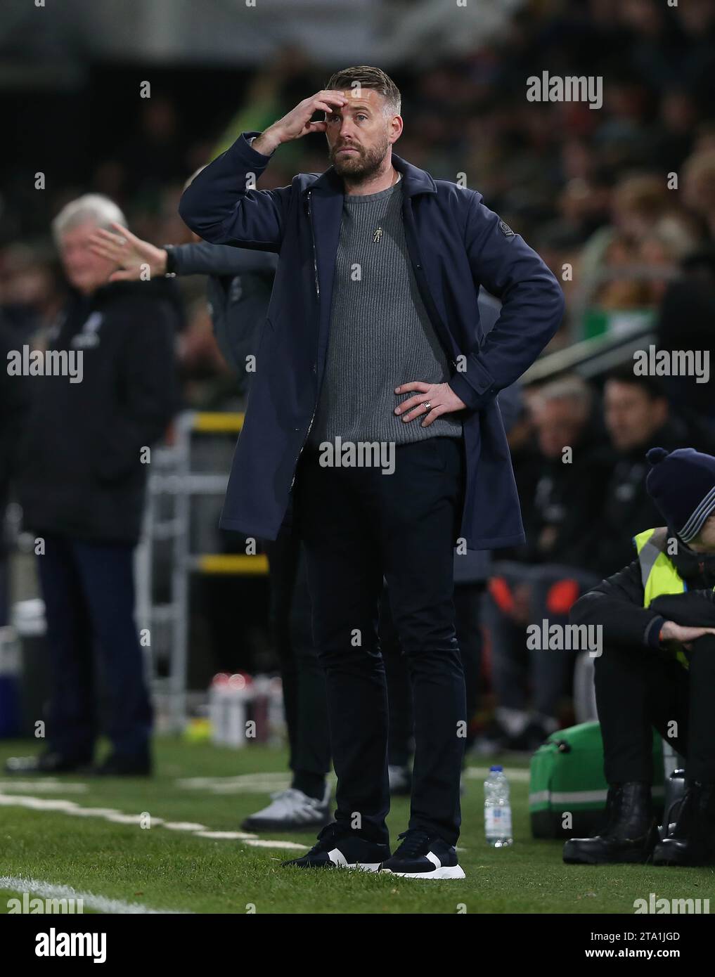 Rob edwards manager of luton town hi-res stock photography and images ...