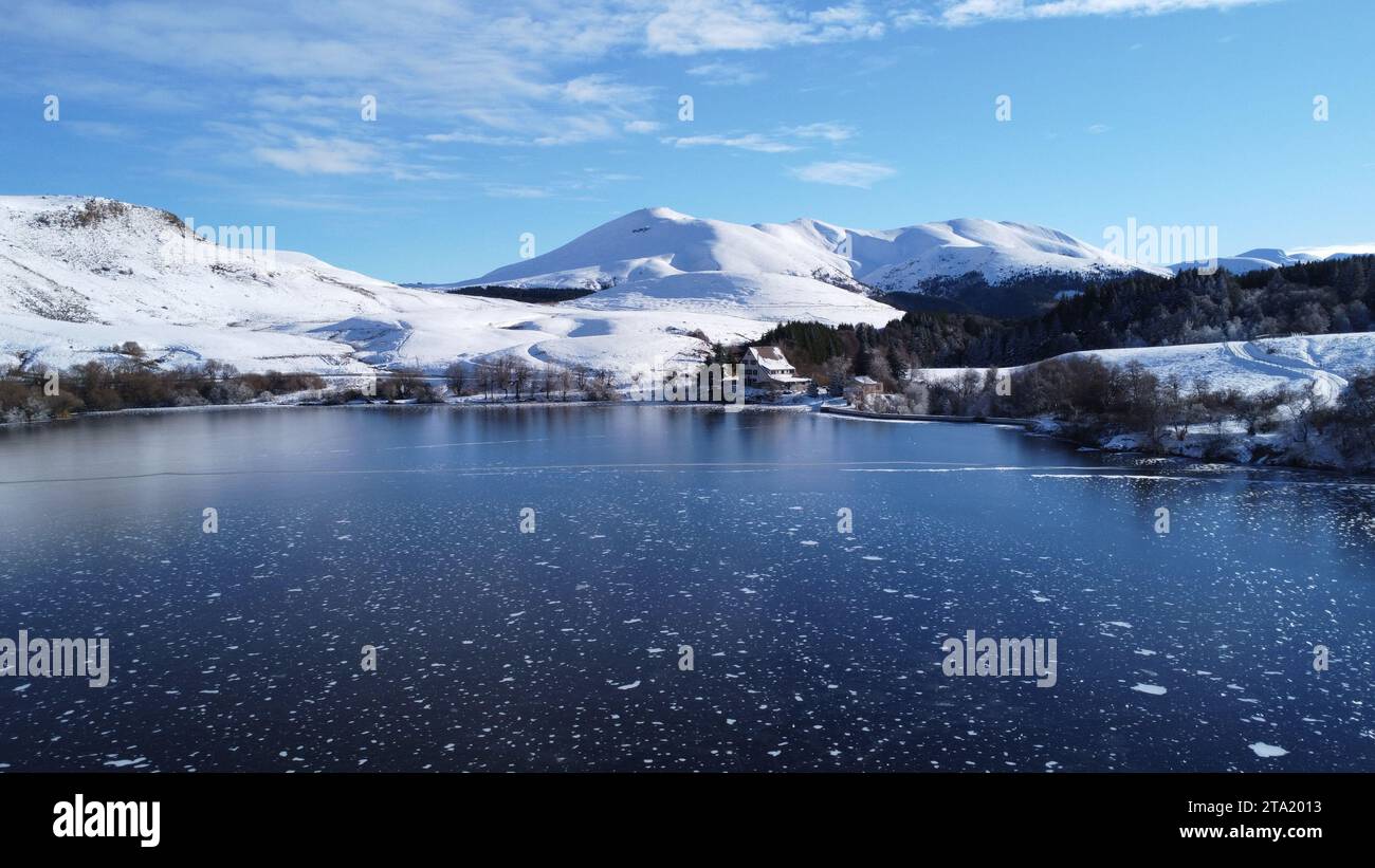 Lac de Guéry Stock Photo - Alamy