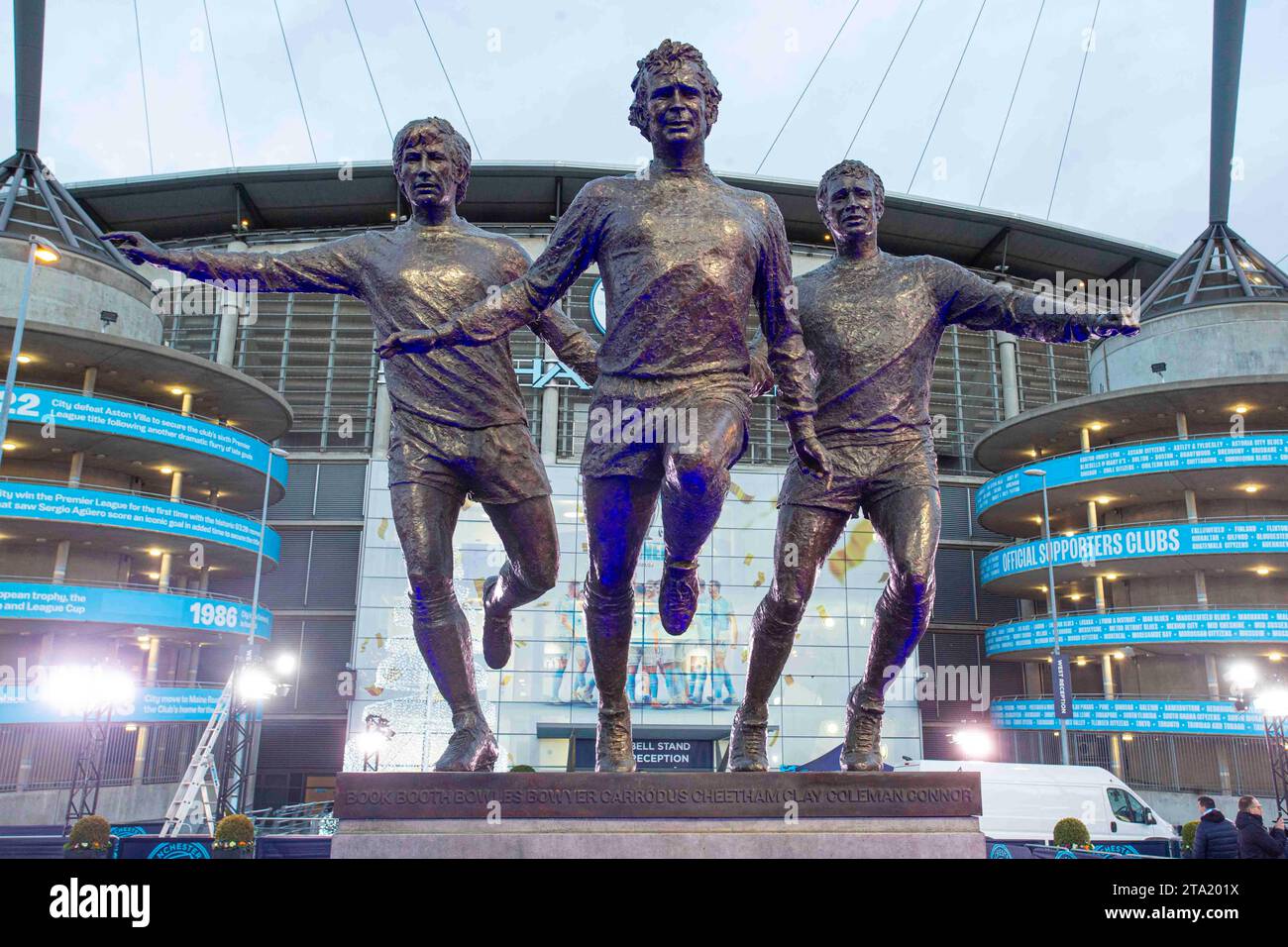 Colin bell statue hi-res stock photography and images - Alamy