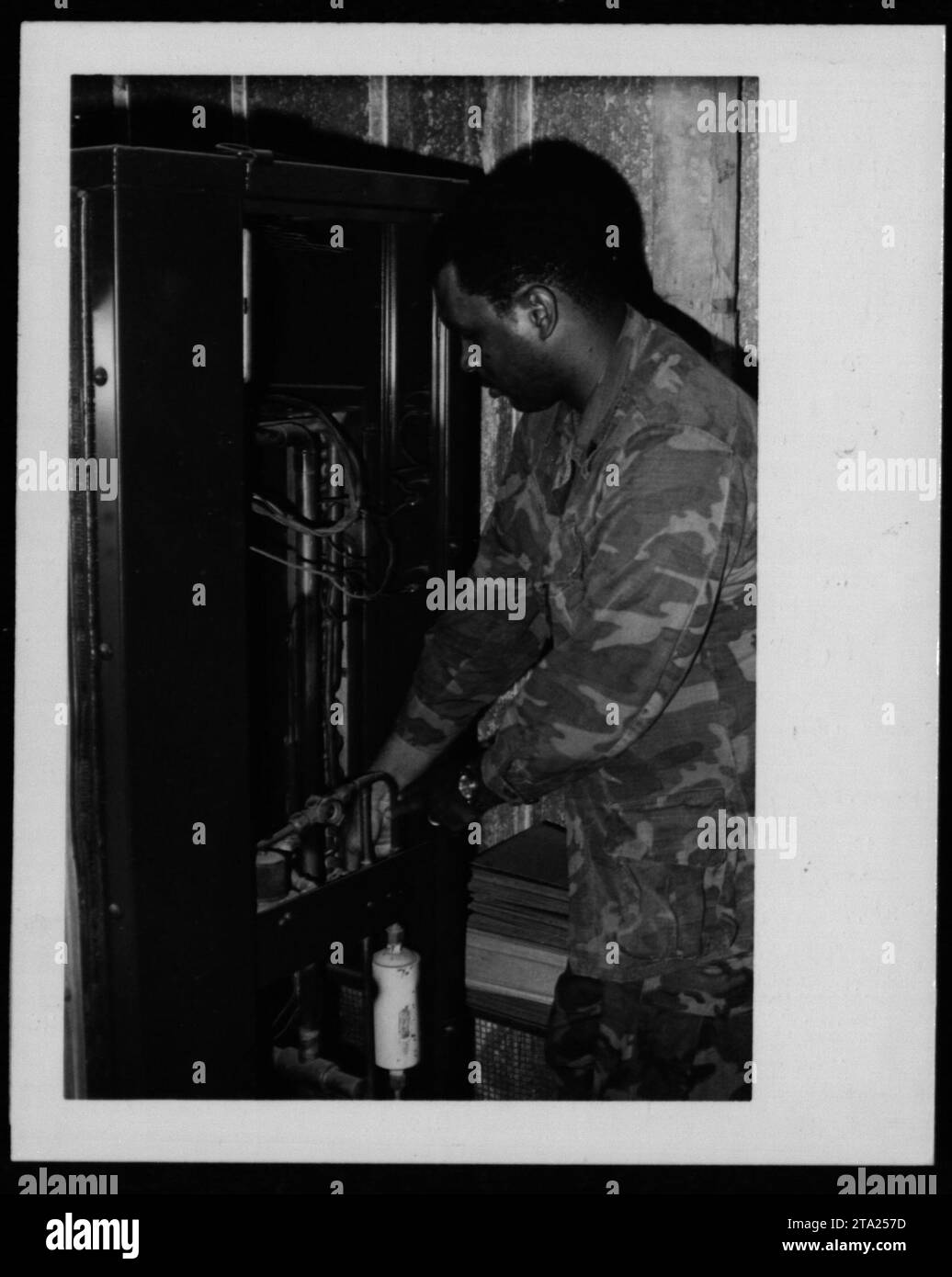U s army support maintenance Black and White Stock Photos & Images - Alamy
