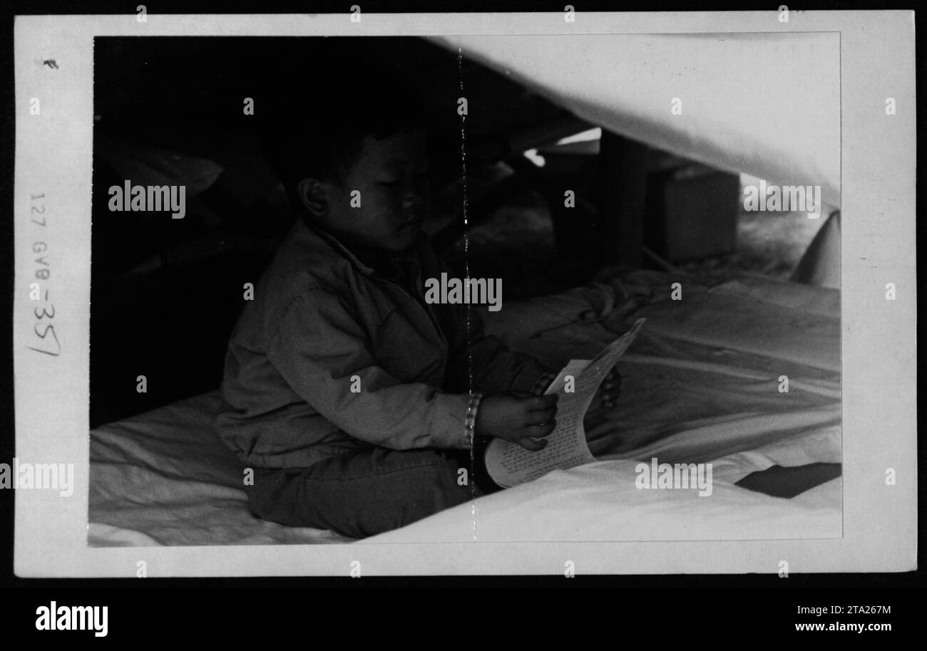 Claudia cardinale refugee visit Black and White Stock Photos & Images ...